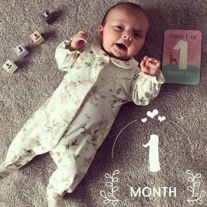 25+ Monthly Baby Photo Ideas That Will Melt Your Heart - Mindfulness Mama